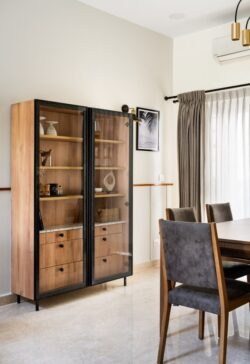 The Dwelling of Deep Living: A Home that Cloaks Leisure and Luxury | U ...