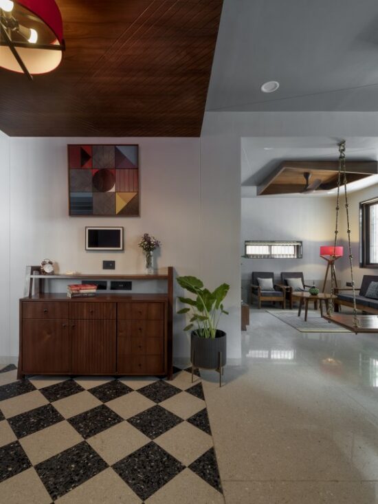 Residence Creatively Redesigned Into 'The Brown Envelope' | ALOK ...