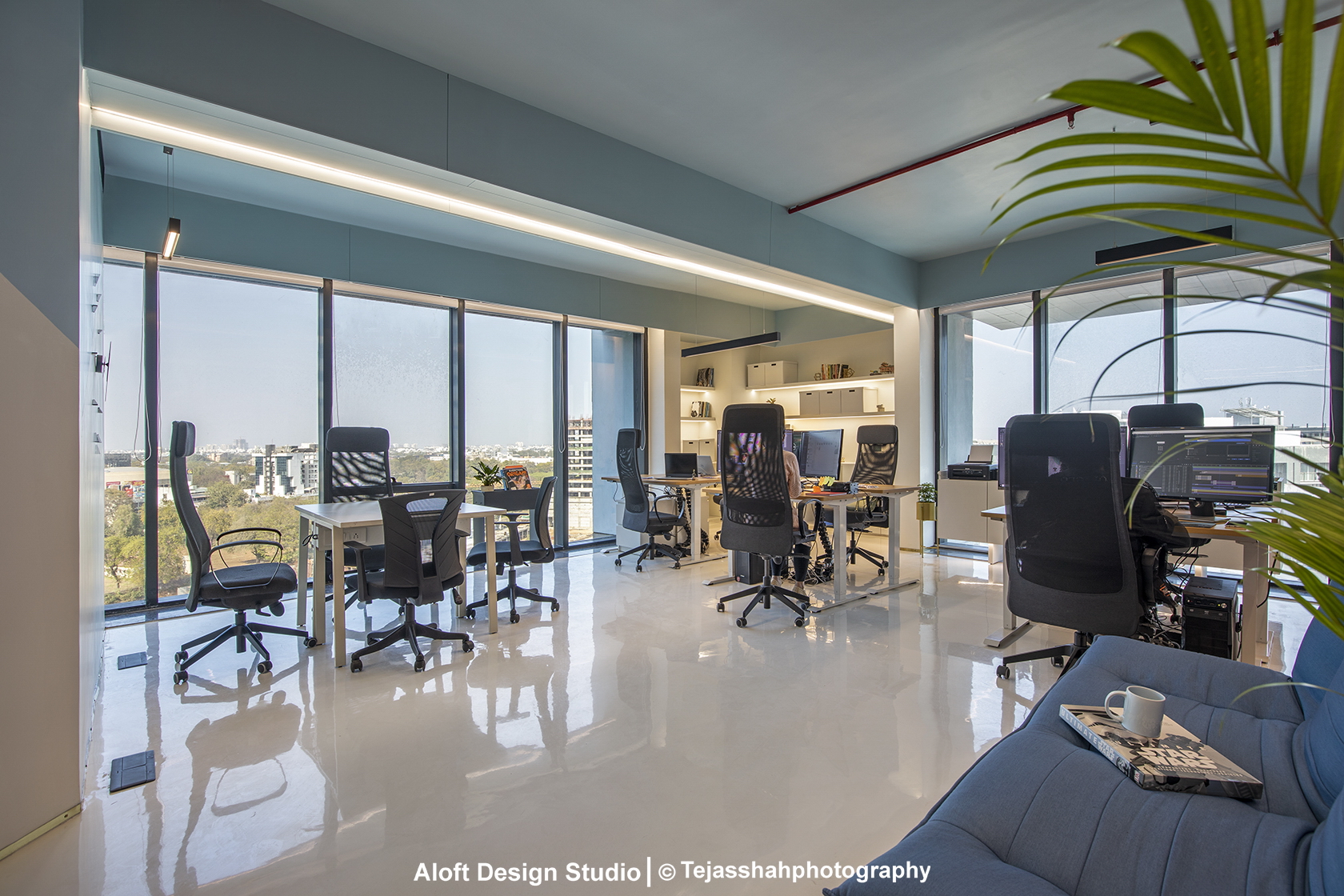 Office Interiors For a Young Digital Media Company Gimbal Media | Aloft ...