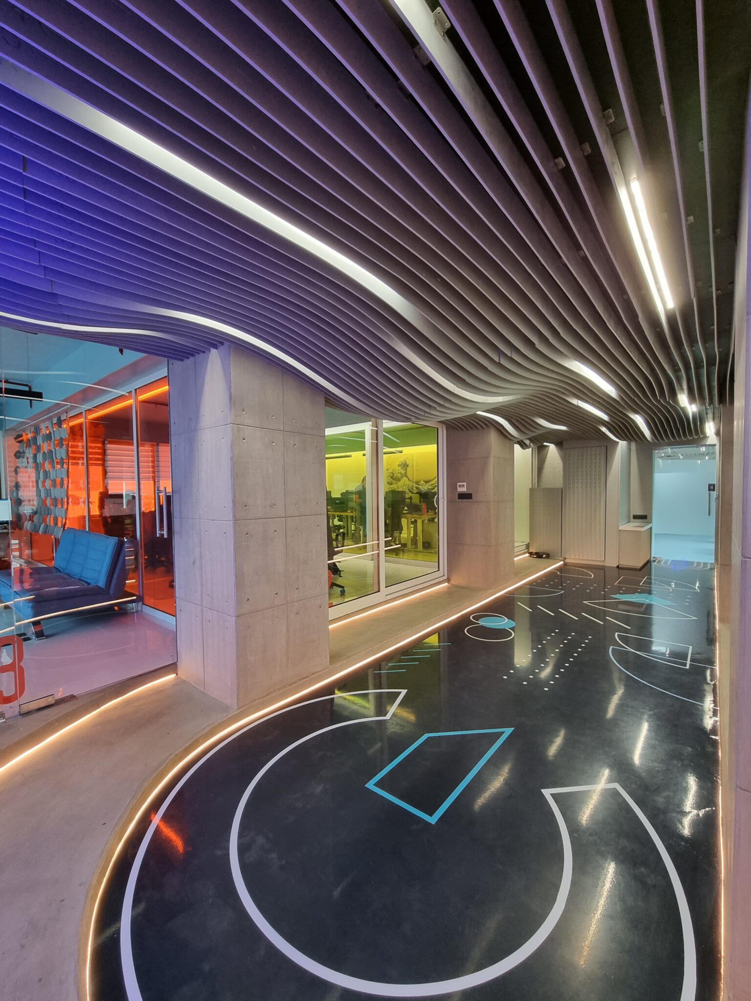 Office Interiors For a Young Digital Media Company Gimbal Media | Aloft ...