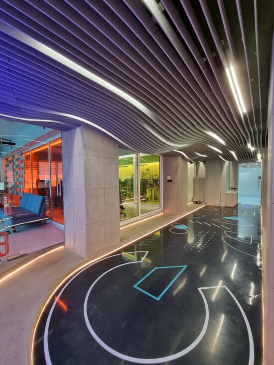 Office Interiors For a Young Digital Media Company Gimbal Media | Aloft ...