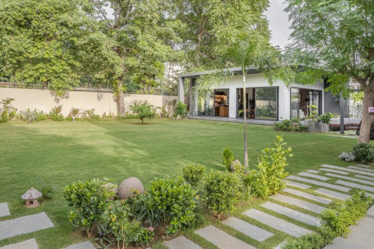 Detached Entertainment Space In Existing Bungalow | Studio SPDA - The ...
