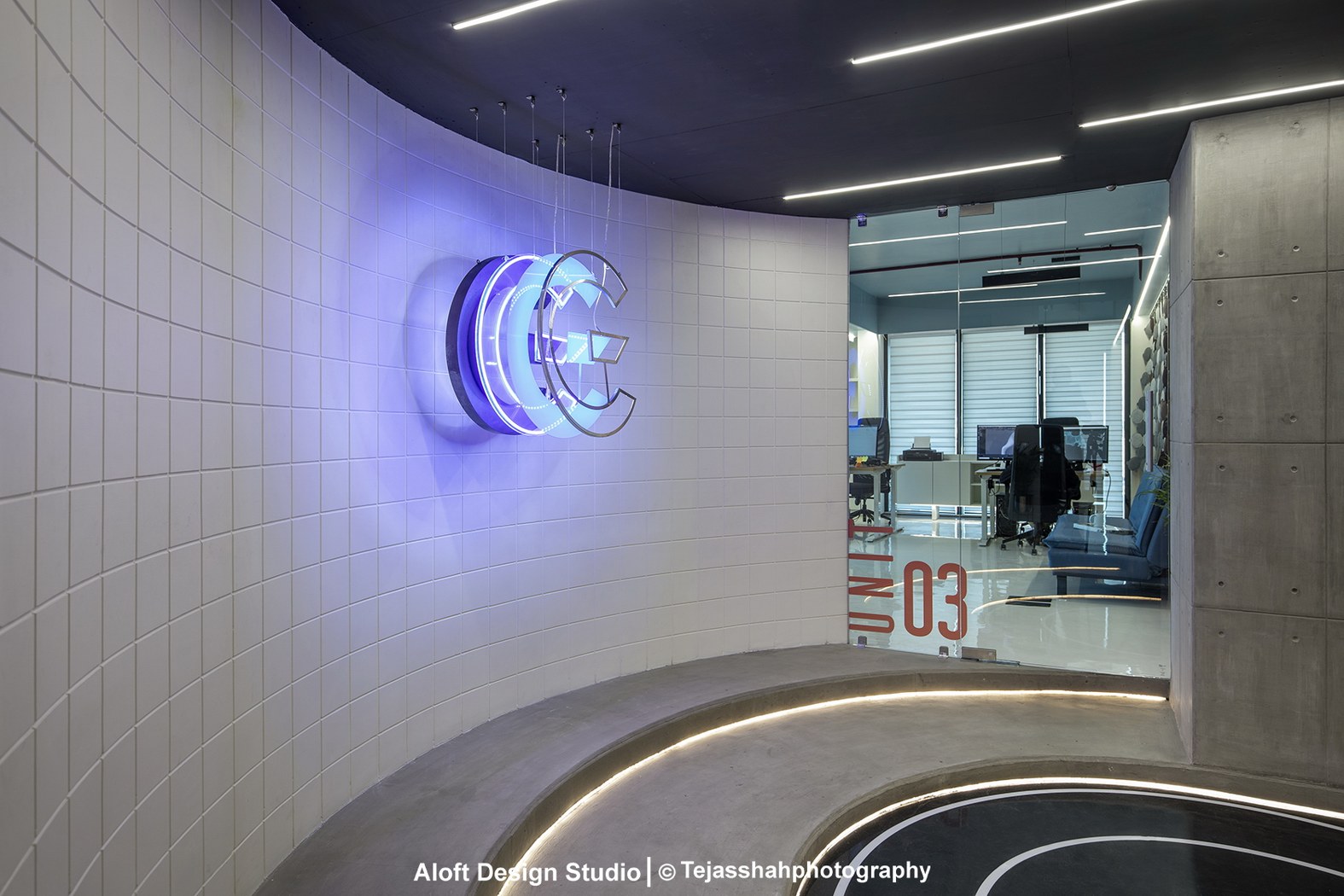 Office Interiors For a Young Digital Media Company Gimbal Media | Aloft ...