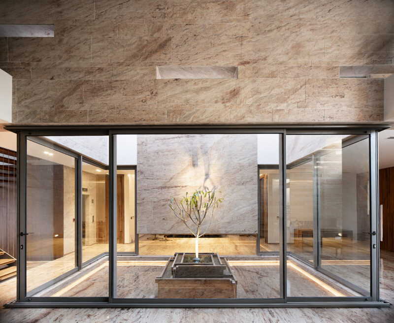 Play Of Solids And Voids Creates Openness and Privacy In This ...