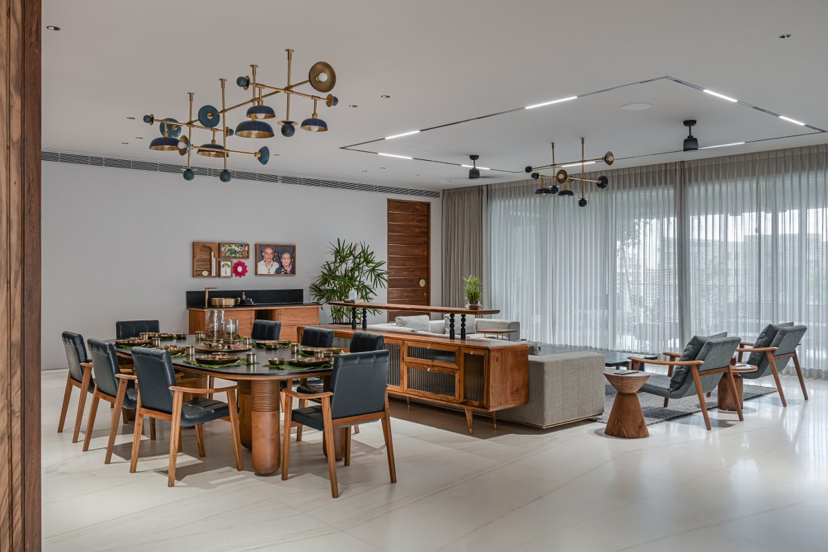 Indian Contemporary House With A Traditional Touch | studiorachana369 ...