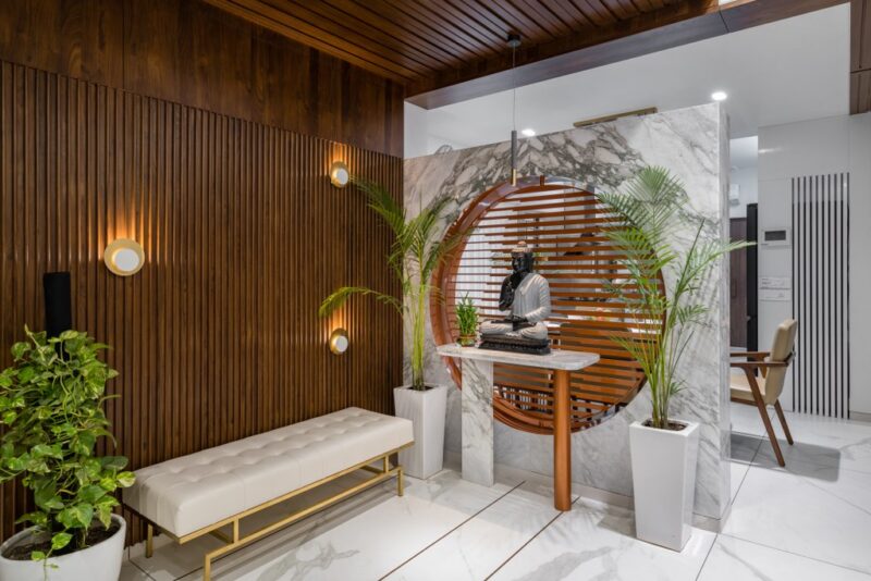 Elements of Traditional Indian and Contemporary Design for this Home in ...