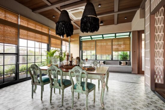 The Homogenous Medley Of Neo-Classical And Modern Styles Of Design ...