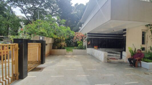 Refreshing Outdoor Spaces Creating A True Urban Oasis | STUDIO HASTA ...