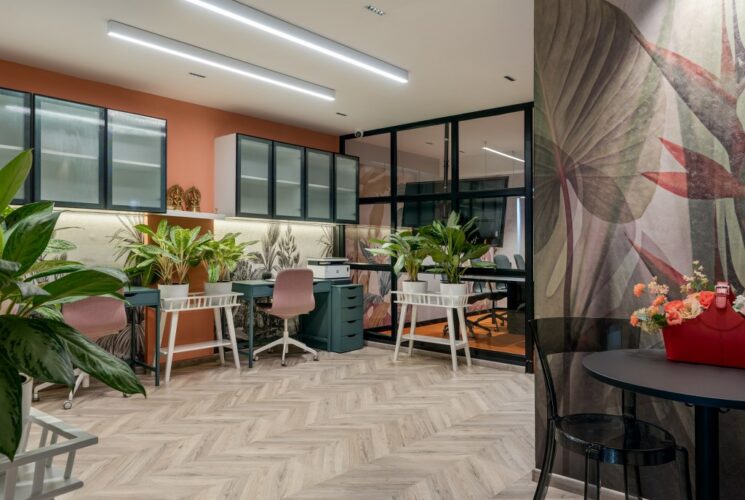 A Colourful Tropical Theme Bringing Cheer And Vibrancy To The Decor ...