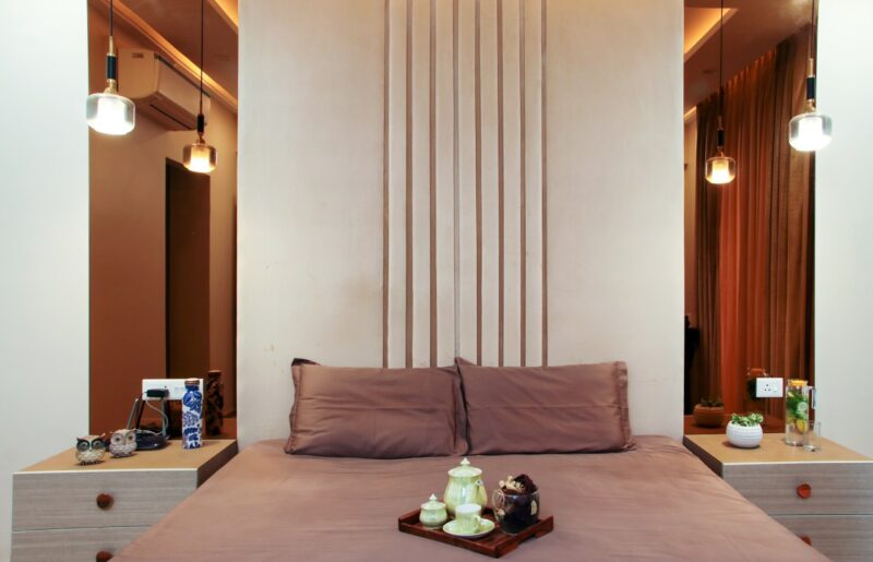 A Warm, Inviting And Easy-To-Maintain Apartment Space | DESIGNER'S ...