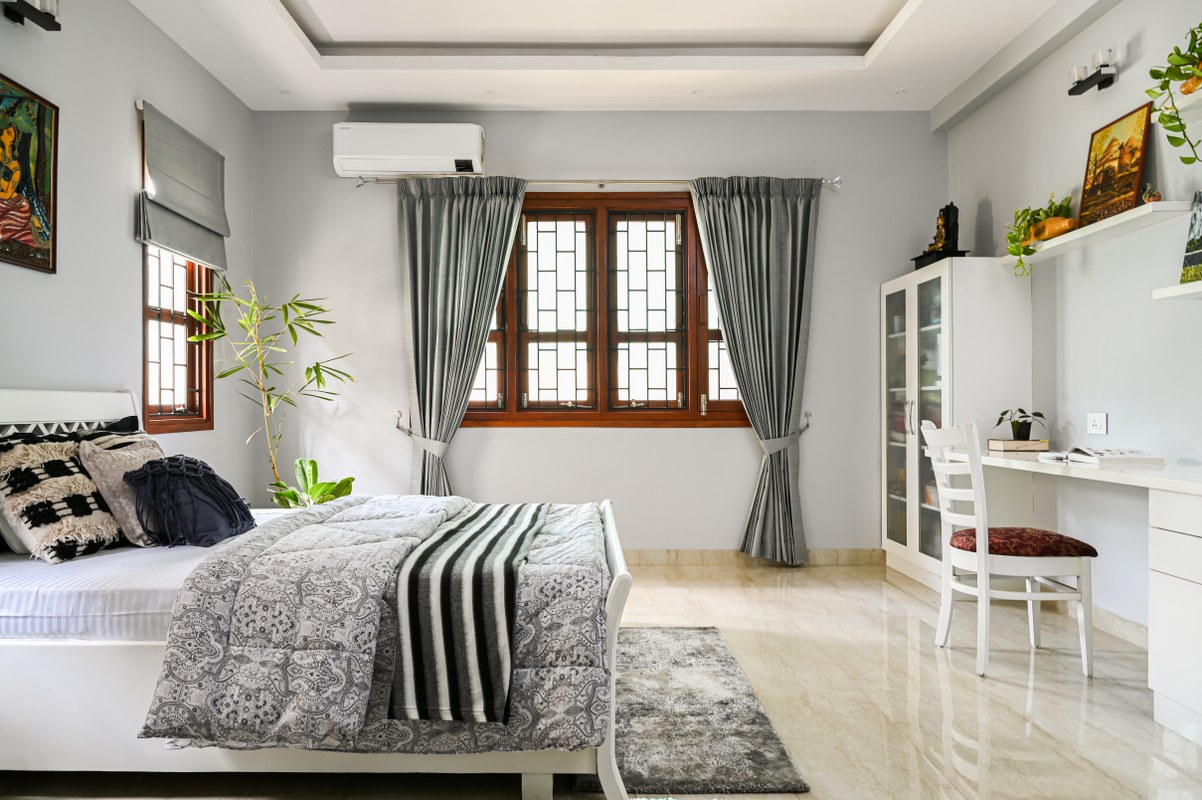 Blending Facets Of European Architecture, Traditional Indian Crafts And ...