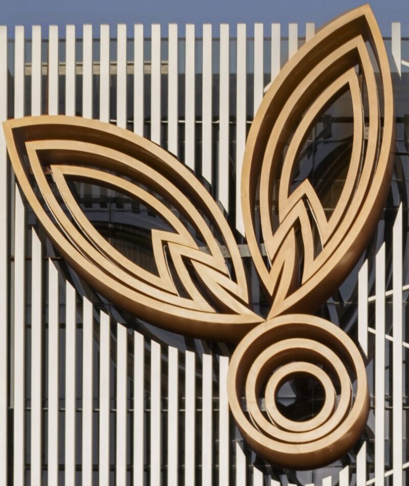 Captivating Facade For 'City Vibes', An Indian Ethnic Menswear Brand ...