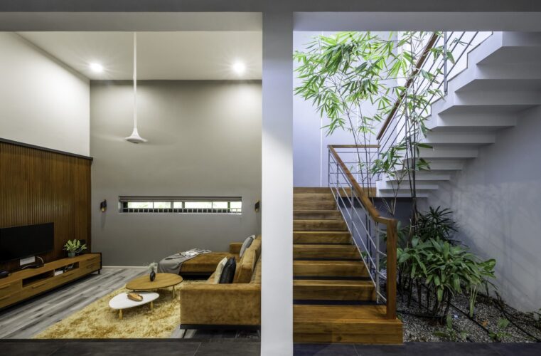'The Skylight House', A Home That Flawlessly Connects The Spaces | i2a ...