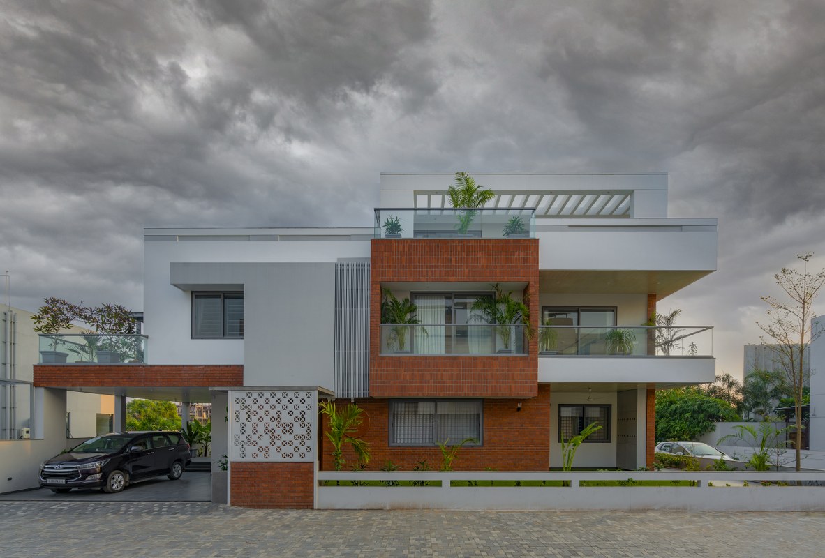 An Efficient, Easy-To-Maintain And Aesthetically Pleasing Home | STUDIO ...