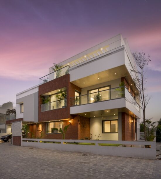 An Efficient, Easy-To-Maintain And Aesthetically Pleasing Home | STUDIO ...