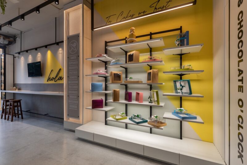 Minimal Contemporary Brand Store For ‘Cakes & More’ | THE CREATIVE ...