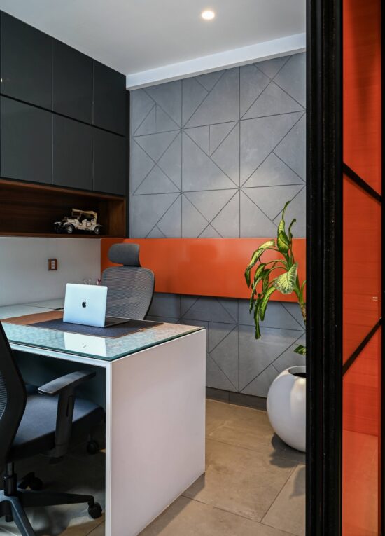 Contemporary Showroom-Cum-Experience Centre For 'Smrtving' | WHITE ...