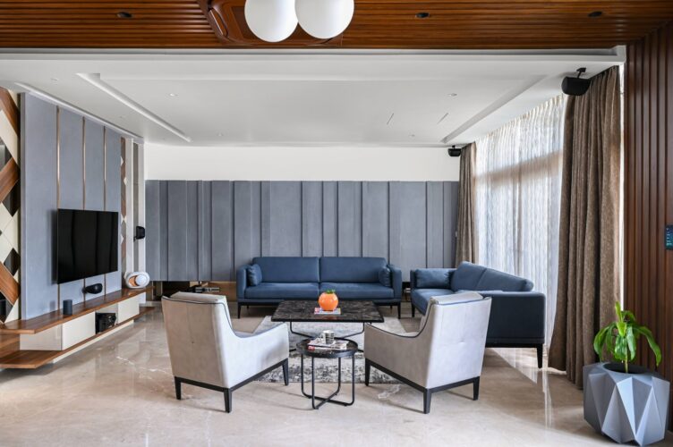 Contemporary Showroom-Cum-Experience Centre For 'Smrtving' | WHITE ...