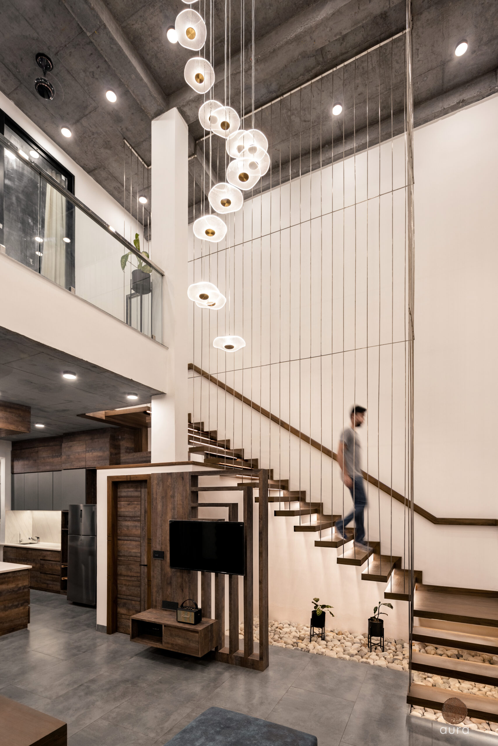 Communication With Spaces Through Green Design And Open Circulation ...