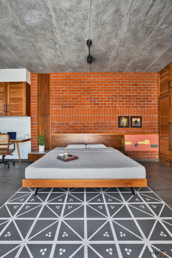 Luxuries Of City Life With The Beauty And Simplicity Of Traditional ...
