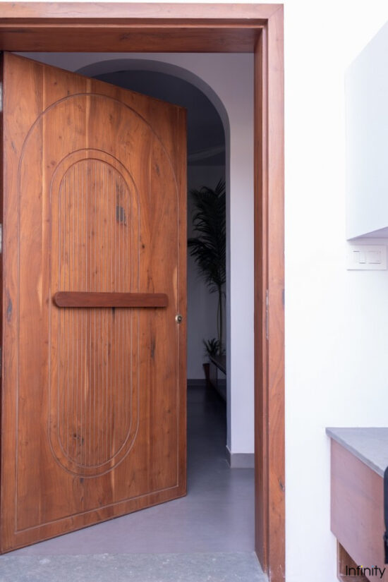 Classic Adaptiveness Wrapped In A Modernist Contemporary Design Outlook ...