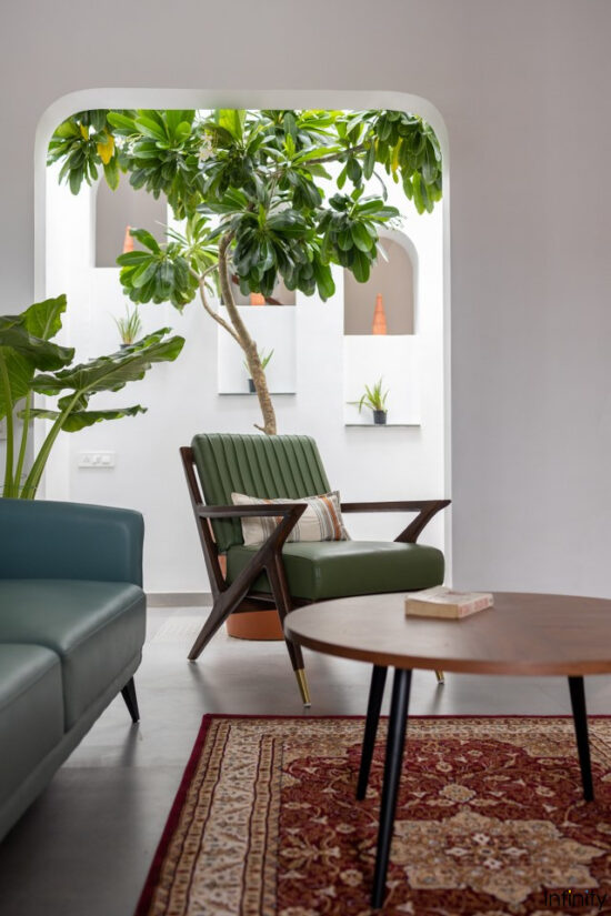 Classic Adaptiveness Wrapped In A Modernist Contemporary Design Outlook ...