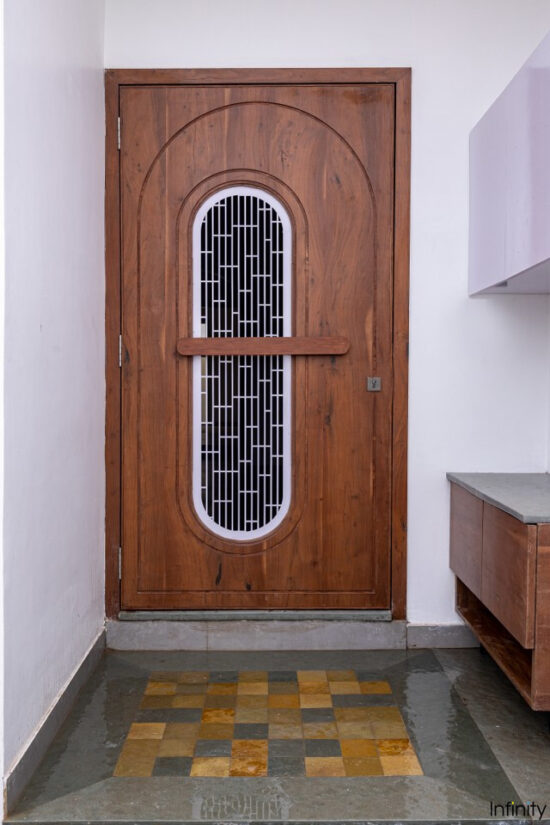 Classic Adaptiveness Wrapped In A Modernist Contemporary Design Outlook ...