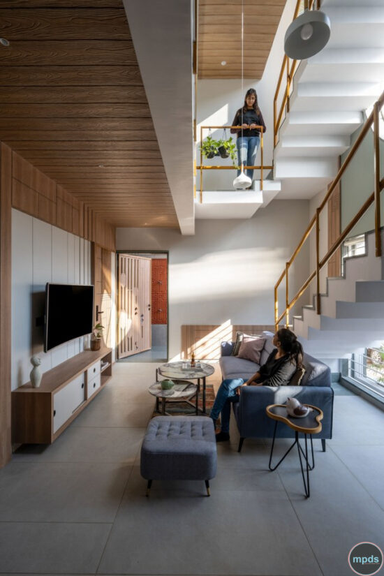 A Fascinating Contemporary Design In Continuous Flow | MANOJ PATEL ...