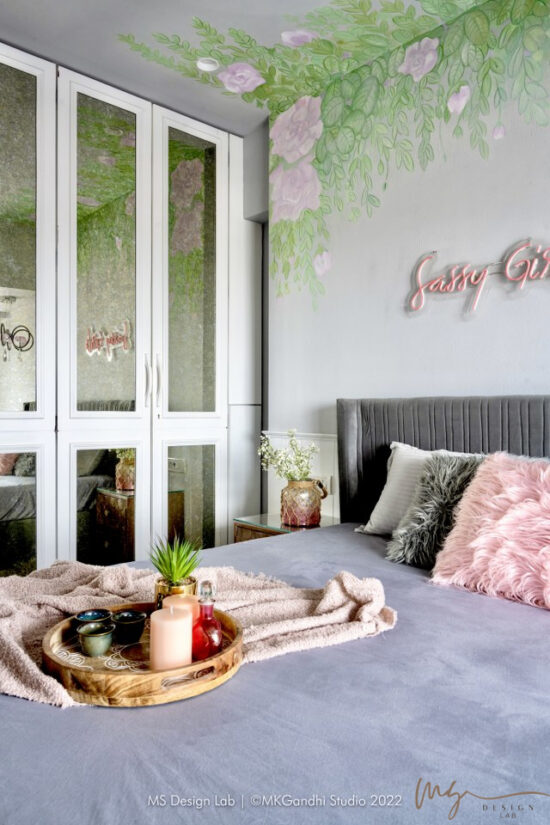 An Interesting Interplay Of Surfaces, Textures And Natural Light | M S ...