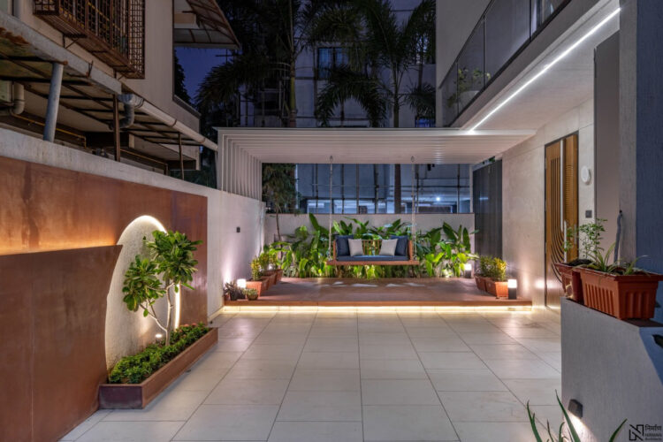 Bungalow With A Modernist Appearance Topped With Luxury And Comfort ...