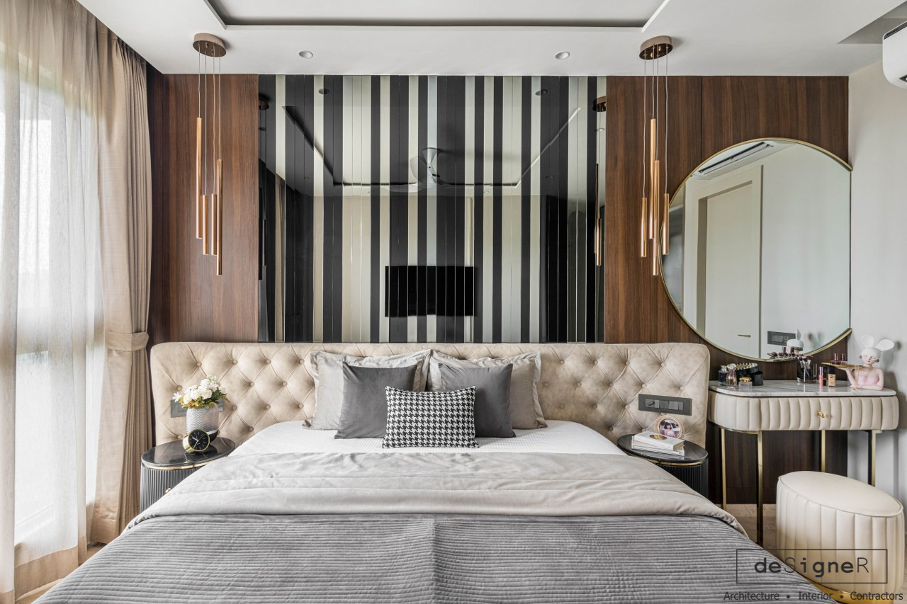 This Ritzy Abode Has Carved A Niche In Luxury Interiors | deSigneR ...