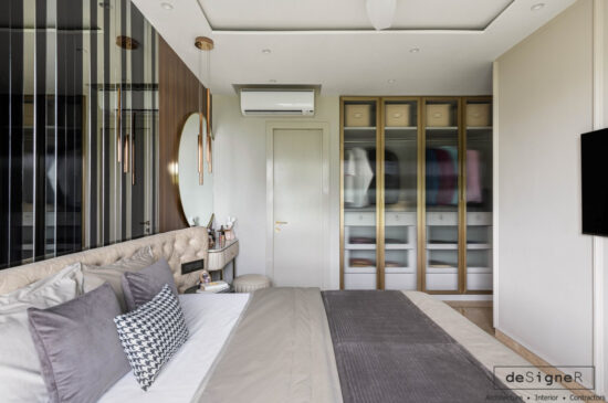 This Ritzy Abode Has Carved A Niche In Luxury Interiors | deSigneR ...