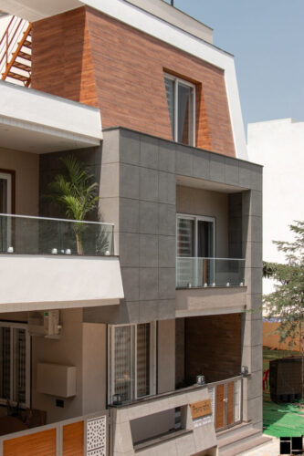 A Contemporary Home Designed Using Minimal Materials | AH ARCHITECTS ...