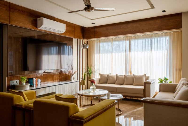 4 BHK Apartment Designed With Varied And Unique Colour Palettes | A N T ...