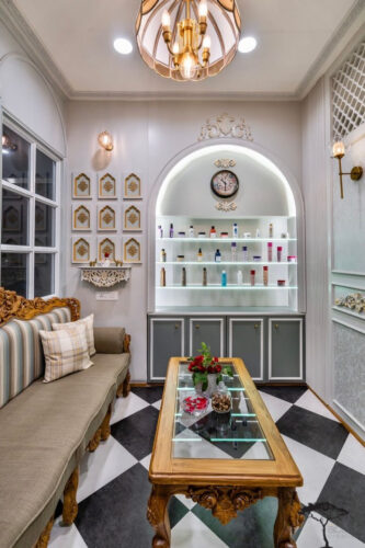 Bridal Studio & Salon With A Vintage Design And Modern Touches | Acacia ...