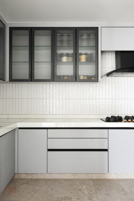 Penthouse Interior Designed With Pleasant Colors And Rich Materials ...