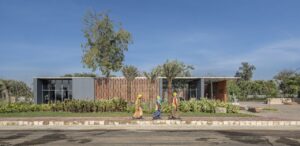 A Marketing Office And Engineers' Working Space For Real Estate ...