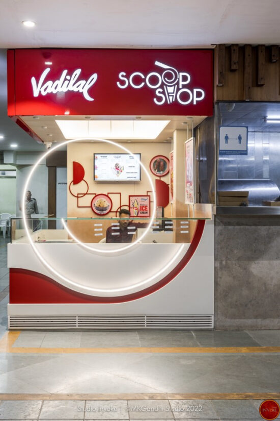 Vadilal Scoop Shop Themed With Scoop To Swirl Concept | Studio Invoke ...