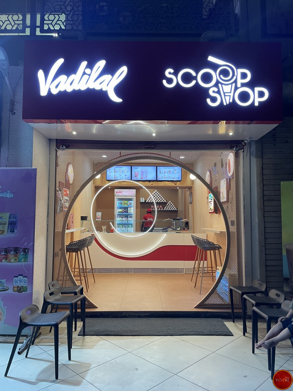 Vadilal Scoop Shop Themed With Scoop To Swirl Concept | Studio Invoke ...