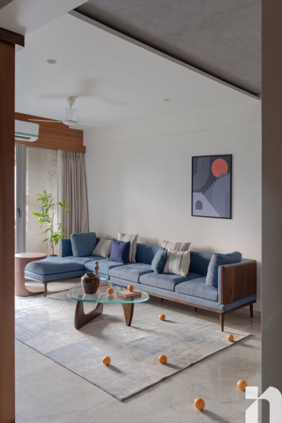 Blend Of Traditional And Contemporary Interior Design | Nikaya Design ...