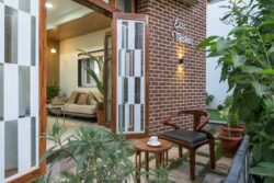 3BHK Modest, Spacious, And Earthy Brick House | DA Architects - The Architects Diary