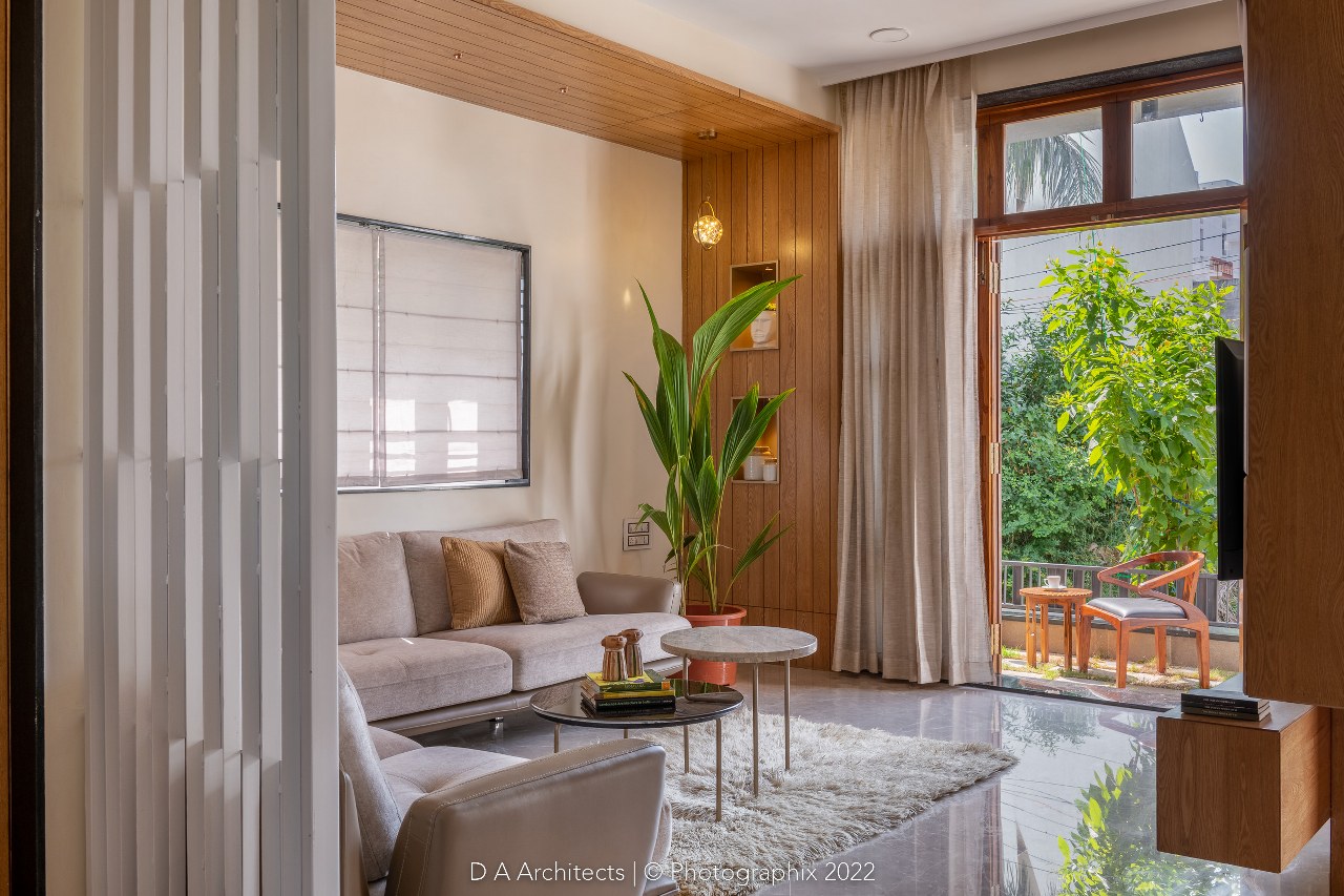 3BHK Modest, Spacious, And Earthy Brick House | DA Architects - The Architects Diary