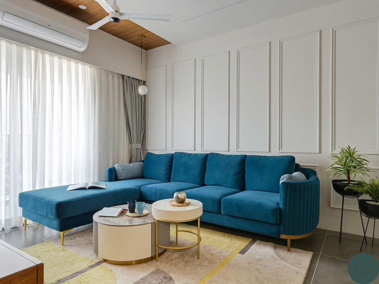 An Apartment With Smooth Yet Simple and Minimal Design | UrbanNest ...