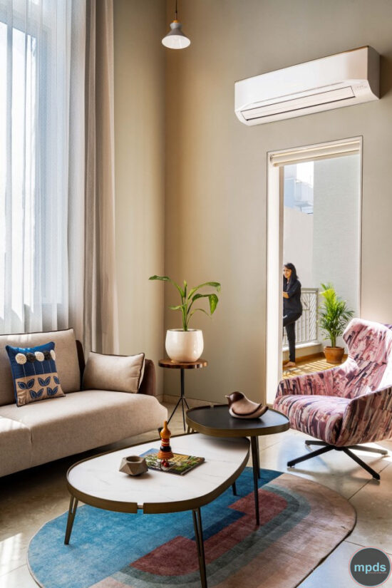 An Iconic, Contemporary House In Gujarat | MANOJ PATEL DESIGN STUDIO ...