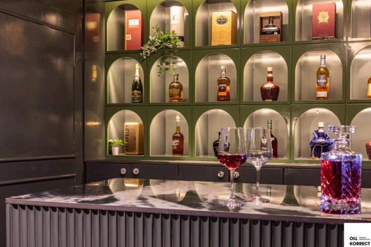 Seamless & Timeless Deco For This Luxurious Bar And Lounge | OLL ...