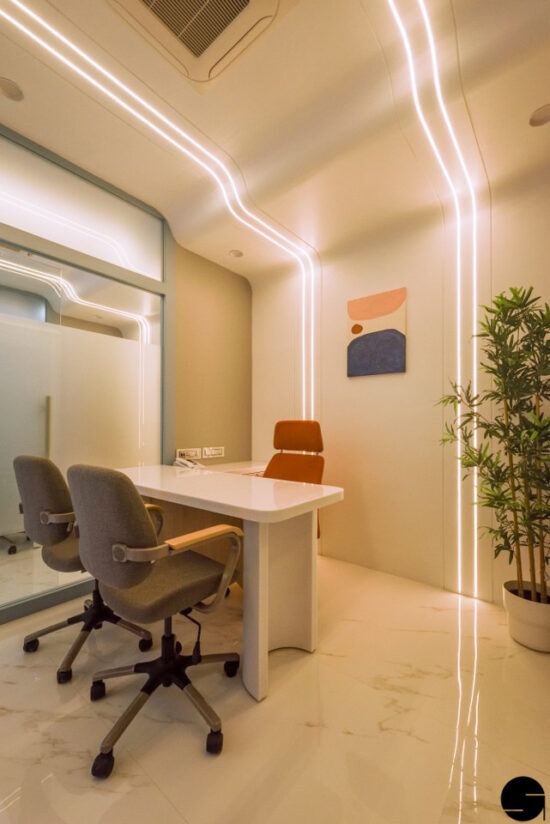 Simple, Spacious And Sophisticated Office Space | Ankita Sehgal Design ...