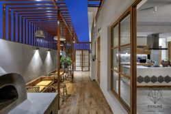 An Earthy, Cosy Yet Luxurious Experience With This Weekend Luxury Home | Foxline Architects ...