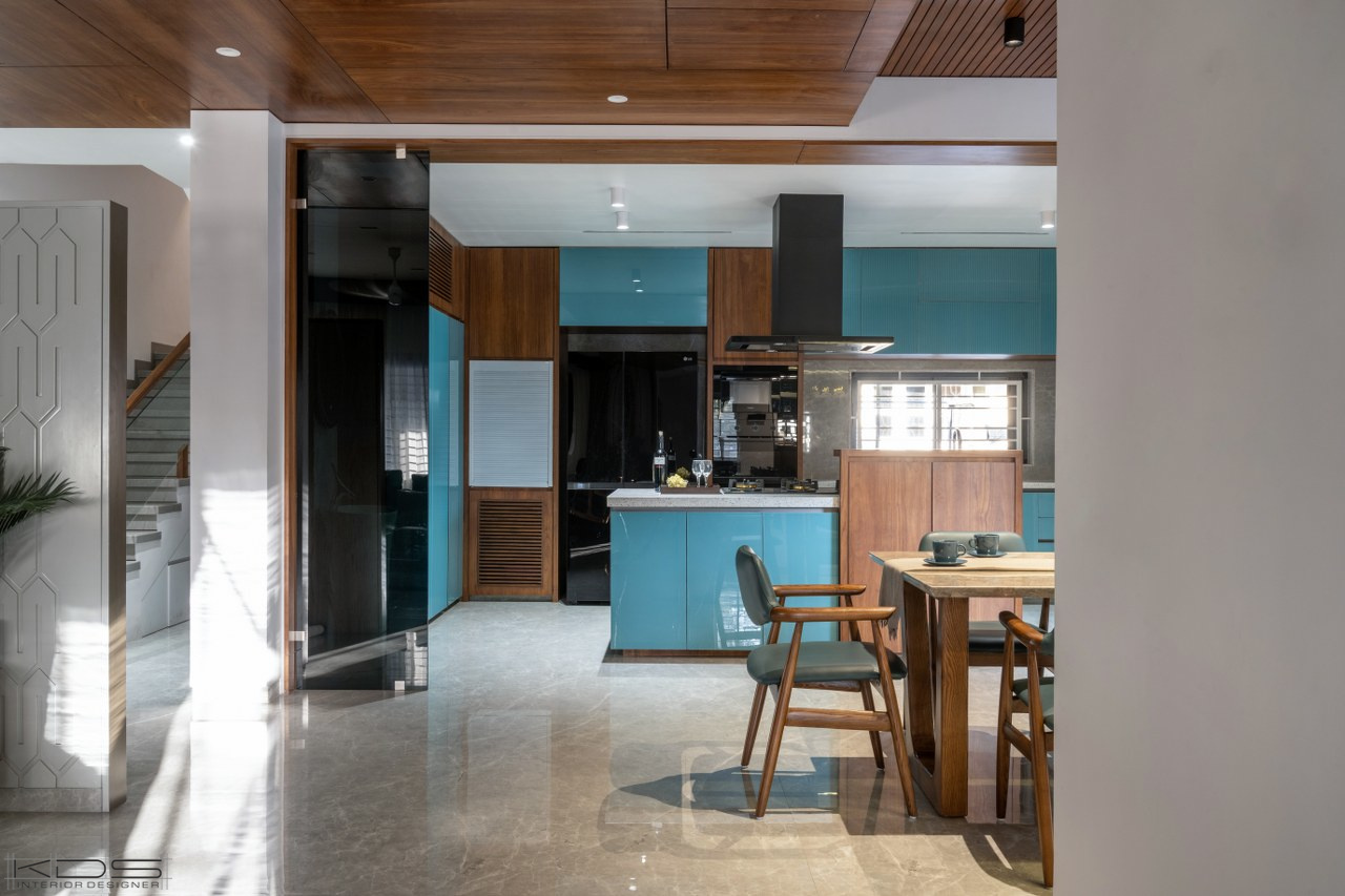 Bungalow Design With The Thoughtful Blending Of Styles In Contemporary ...