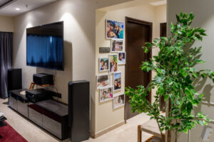 "The Den", A Modern Interior Apartment Design In Mumbai | THE ELÁN ...