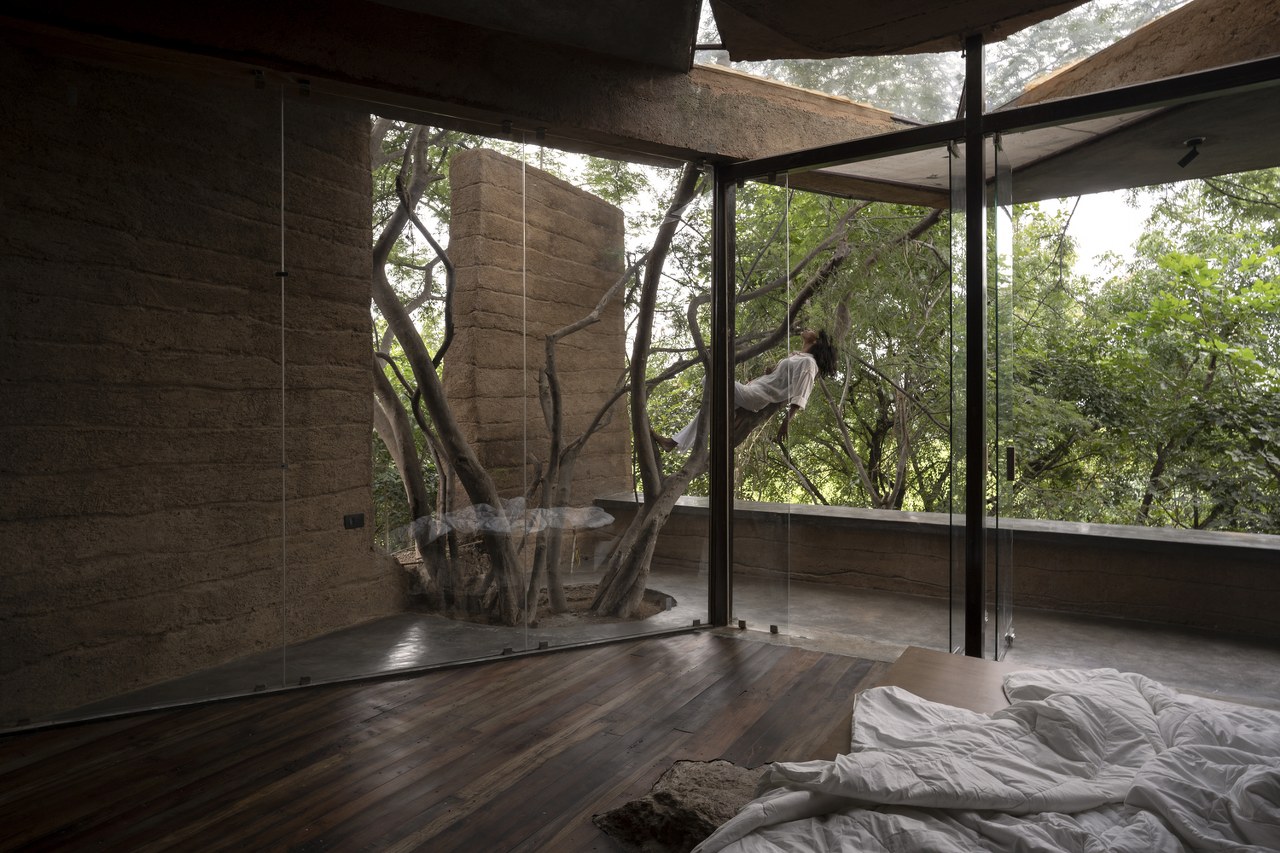 Chuzhi House Is A 2BHK Residence Designed With An Open Layout And ...